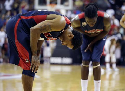 Basket, Paul George shock: tibia e perone fratturati. Mondiali addio ...