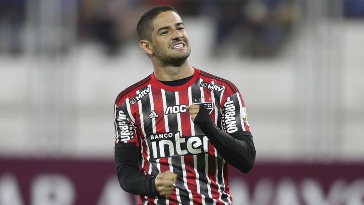 Pato, addio San Paolo: torna all'Internacional dopo 12 anni - La ...
