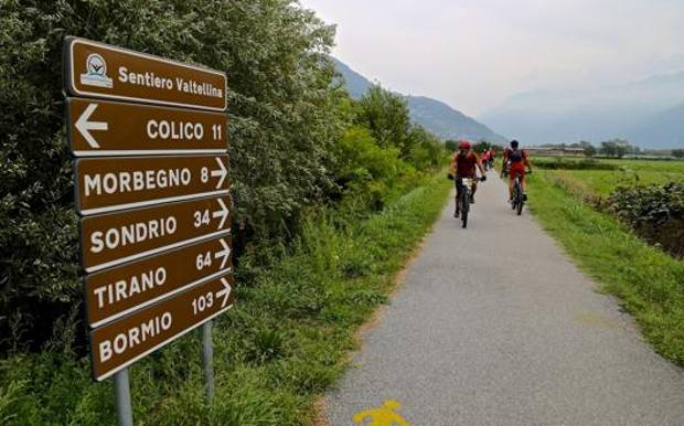 Sentiero Valtellina, tra castelli e vigneti un tour in bici adatto a ...