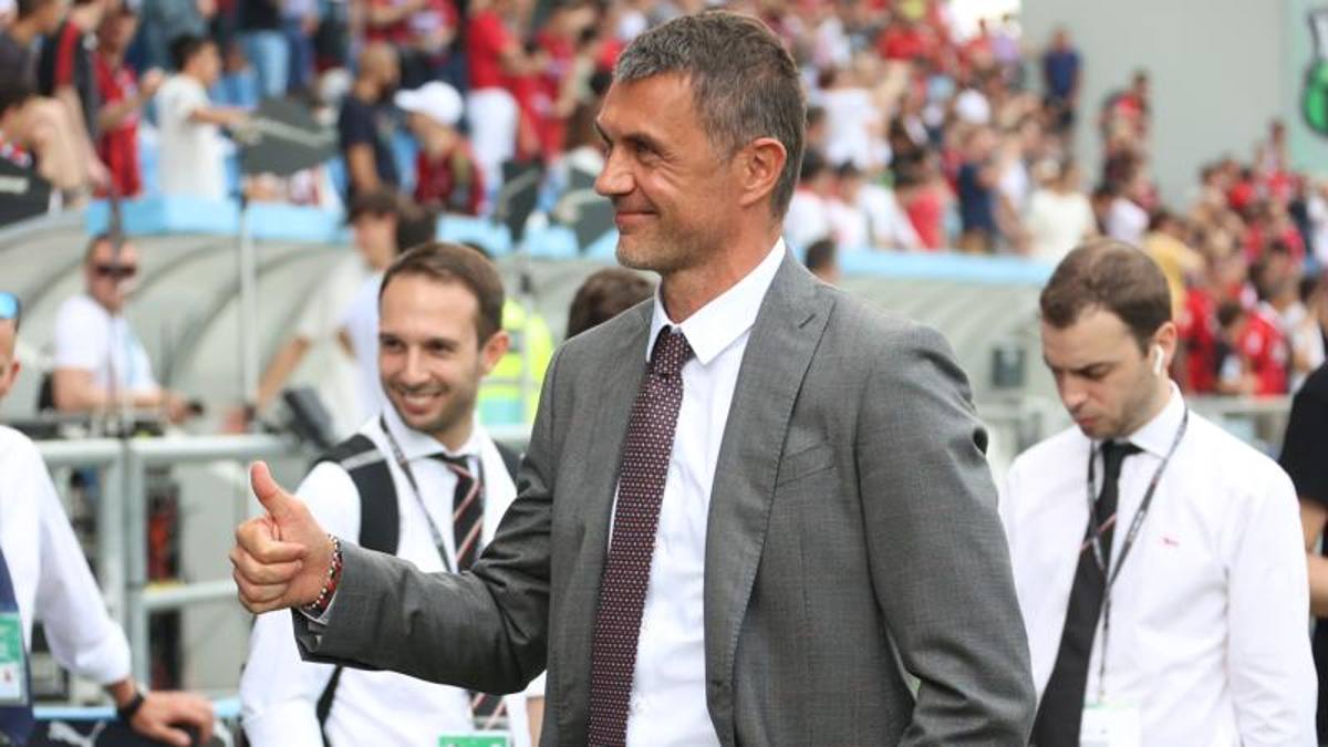 Paolo Maldini Oggi Il Compleanno Domani La Firma Sul Rinnovo