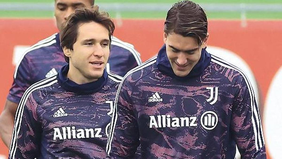 Juve: Chiesa-Vlahovic, la coppia insieme dopo un anno - La Gazzetta ... Juve: Chiesa-Vlahovic, la coppia insieme dopo un anno - La Gazzetta ...